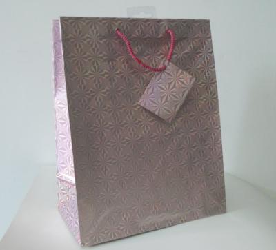 China holographic paper bag for shopping paper gift bag for sale