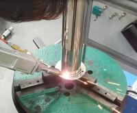 China Purple Horn 1000W 1500W 2000W Handheld Laser Welding Machine for Metal SS 3mm for sale