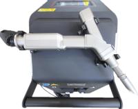 China ISO9001 100W Fiber Laser Metal Cleaning Machine for Rust Removal 1064nm for sale