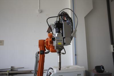 China QBH Connector Robot Laser Welding Machine 1000W 1500W 3000W with CCD Vision and Wobble Welding Head for sale