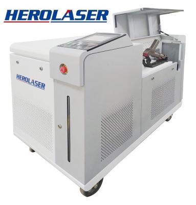 China Handheld 1000W 2000W Fiber Laser Welder for Metal Welding 220V for sale