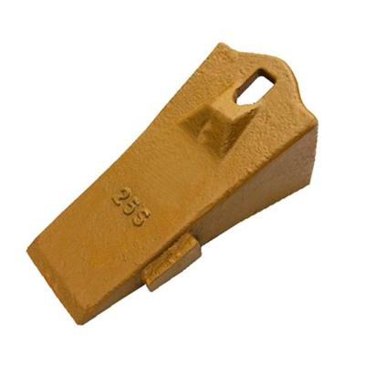 China 18S 22S 25S 35S 40S Excavator Bucket Teeth Tooth Point and Adapter 47-52HRC for sale