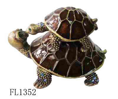 China Wholesale Turtle Hinged Trinket Box for sale
