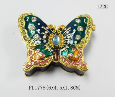 China Design Cute Love Butterfly Round Metal Small  Jewelry Boxes for sale