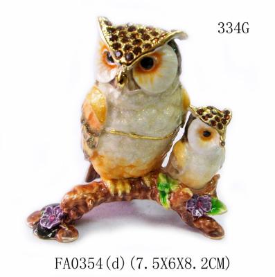 China Mun and baby owl bird jewelry box enamel owl trinket jewelry owl decorative box  trinket box for sale