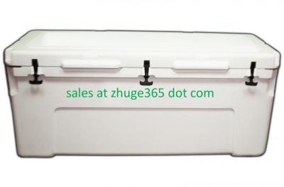 China 150 Liter Roto Molded Plastic Cooler with Stainless Steel Latches for Fishing Hunting for sale