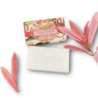 China OEM Natural handmade soap with lotus a delicate fragrance Plant extracts whitening skin Face Soap for sale