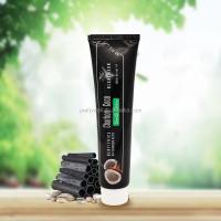 China Oral Care Black Activated Charcoal & Organic Coconut Oil Teeth Whitening Toothpaste for sale