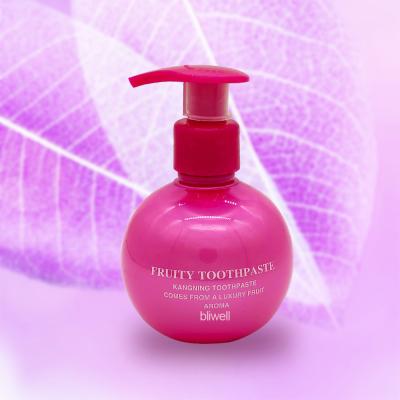 China Pump Design Fresh Breath Remove Stains Whitening Ultra-fine Mousse Foam Baking Soda Toothpaste for sale