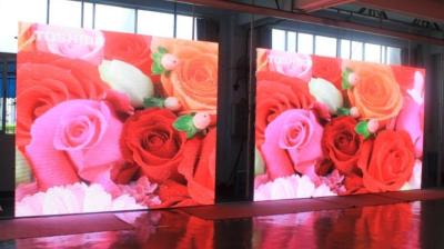 China Curve Linking Hard Link Indoor Rental LED Screen P2.604 1920hz  250x250mm for sale