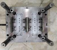 China Polishing Texture Precision Injection Molding Plastic Enclosure Injection Mould OEM ODM for sale