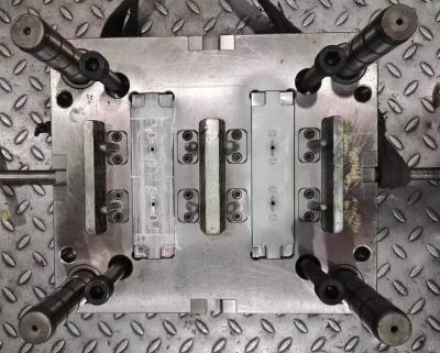 China Pinpoint Gate Precision Injection Molding High Precision Plastic Parts Mold for sale
