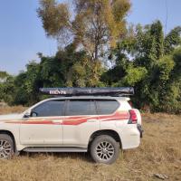 China 2m/2.5m Free Standing 270 Degree Car Awning With Aluminum Alloy Pole for sale