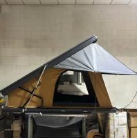 China Aluminum Shell Roof Top Tent with 320g Polyester Cotton and Waterproof >3000 mm for 2-3 Person Camping for sale