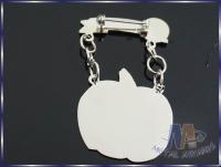 China Custom 3D Pumpkin Lapel Pins Die Cast Iron Funny Collectible Badge 25mm for sale
