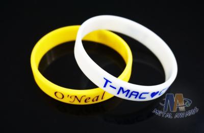 China Custom Reflective Silicone Wristbands 200mm x 12mm x 2mm Debossed Logo Rubber Bracelet for sale