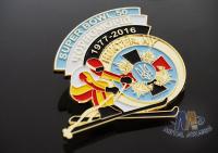 China Custom Metal Lapel Pins 2D 3D Design Iron Zinc Alloy Service Award Pins Butterfly Clutch for sale
