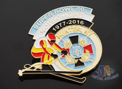 China Custom Metal Lapel Pins 2D 3D Design Iron Zinc Alloy Service Award Pins Butterfly Clutch for sale