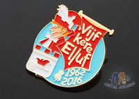 China Custom Metal Carnival Lapel Pin Badges Soft Enamel Hard Enamel 25mm Butterfly Clutch for sale