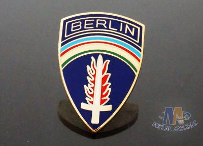 China Custom Metal Lapel Pin Badges Soft Enamel Hard Enamel 18mm to 55mm Logo Design for sale