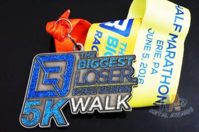 China Custom 70mm Zinc Alloy Sports Medals with Glitter Colors for 5K 10K Marathon Awards for sale