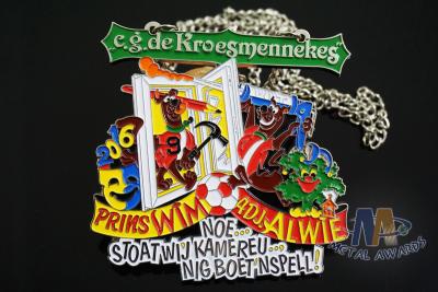China Custom Enamel Medals 95mm Shiny Silver Plating Zinc Alloy Sports Events Carnival Festival Gifts with Chain for sale