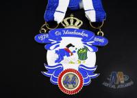 China Durable Custom Insert Medals , Crown Awards Medals Antique Silver Plating for sale