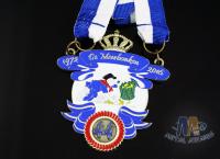 China Durable Custom Insert Medals , Crown Awards Medals Antique Silver Plating for sale