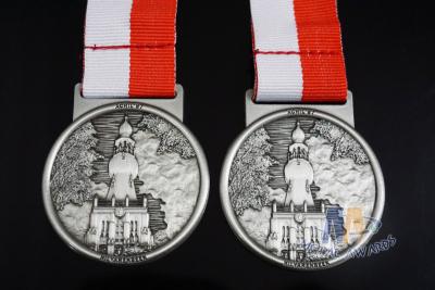 China Custom 3D Effect Award Medals 50mm Zinc Alloy Die Casting Silver Plating for sale