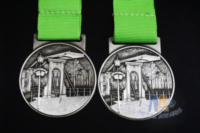 China Custom 3D Die Struck Metal Award Medals for Marathon School Events with Printed Ribbon for sale
