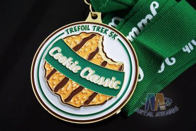 China Custom 3D Sports Medals 5k Mini Marathon Soft Enamel Hard Enamel Iron Zinc Alloy for sale