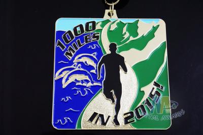 China Custom Sports Events Medals Bespoke Logo Shiny Gold Plating Zinc Alloy 20-180mm for sale