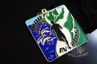 China Custom Sports Events Medals Bespoke Logo Shiny Gold Plating Zinc Alloy 20-180mm for sale