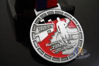 China Custom Sports Medals Zinc Alloy 70mm Die Cast with Ribbon for Running Riding Dancing Events for sale