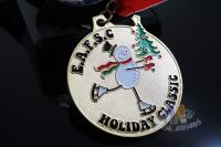 China Custom Sports Medals Zinc Alloy 70mm Die Cast Soft Enamel with Ribbon for Running Skiing Events for sale