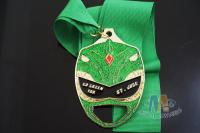 China Custom Zinc Alloy Sports Medals 70mm Die Cast with Soft Enamel and Glitter Colors for sale