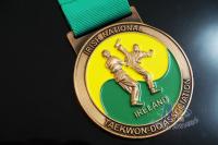 China Custom 3D Sports Award Medals 60mm Zinc Alloy Die Cast with Blue Ribbon for sale