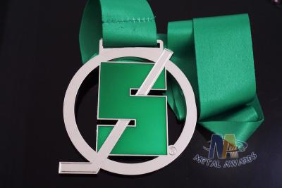 China Custom Epoxy Soft Enamel Sports Medals 80mm Round Zinc Alloy Die Cast with Ribbon for sale