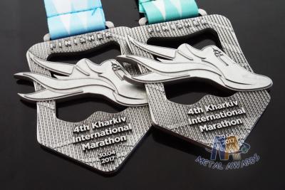China Custom Antique Silver Sports Medals 76.2mm Die Cast Zinc Alloy with Full Color Ribbon for Marathon 10K 5K for sale
