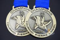 China Blue Ribbon Metal Award Medals Zinc Alloy 50mm Antique Gold Plating Custom Sports for sale