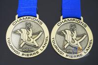 China Blue Ribbon Metal Award Medals Zinc Alloy 50mm Antique Gold Plating Custom Sports for sale