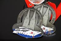 China Custom Die Cast Zinc Alloy Medals 70mm 3D Effect Glitter Colors for Carnival Gifts for sale