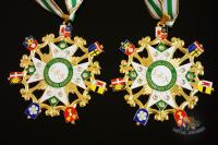 China Custom 80mm x 3mm Metal Awards with Cut Out Design and Stones for sale