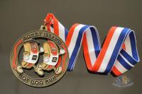 China Custom Marathon Racing Metal Awards Medals Cut Out Effect Zinc Alloy 2-5mm Thick Red White Blue Ribbon for sale