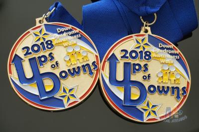 China Custom Zinc Alloy Die Cast Soft Enamel Medals 63.5mm Gold Plated Sports Awards with Blue Ribbon for sale