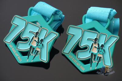 China Custom Metal Sports Medals 65mm Die Cast Zinc Alloy Spray Color with Printing Ribbon for sale