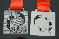 China Custom Oval Run Metal Award Medals 70x70mm for Sport Events Bespoke Zinc Alloy for sale