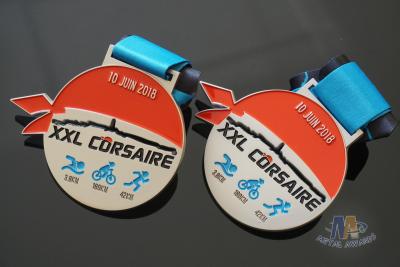 China Custom Sports Medals Zinc Alloy Die Cast 65mm 3mm Soft Enamel Matt Silver Ribbon for sale