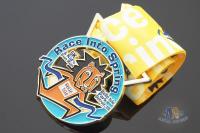 China Custom 5K Kids Fun Run Marathon Medals 63.5mm Shiny Gold Plating for sale