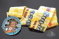 China Custom 5K Kids Fun Run Marathon Medals 63.5mm Shiny Gold Plating for sale
